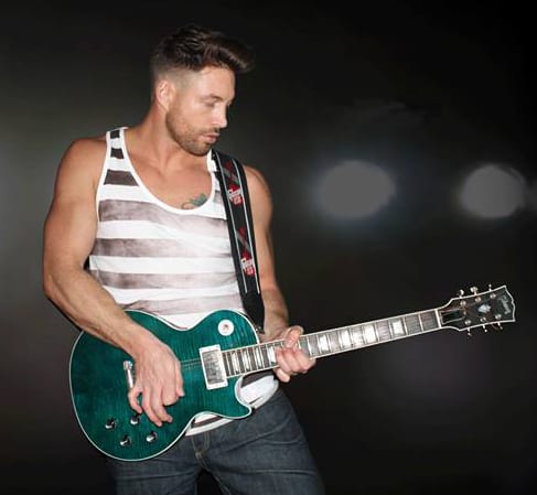 Chris Hamilton - UKCountryRadio.com
