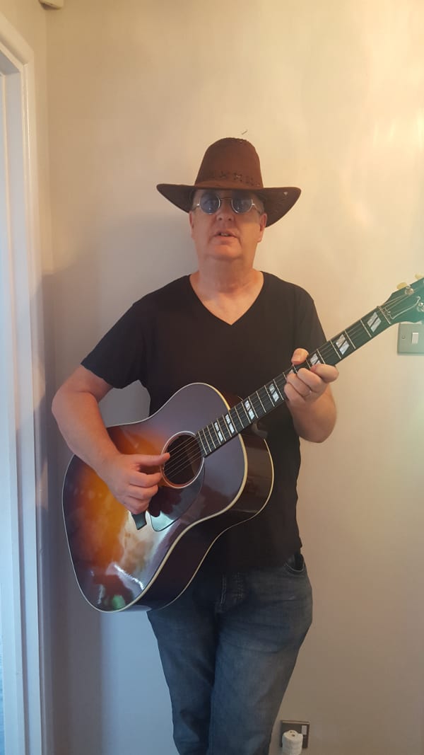 John Headley – UKCountryRadio.com