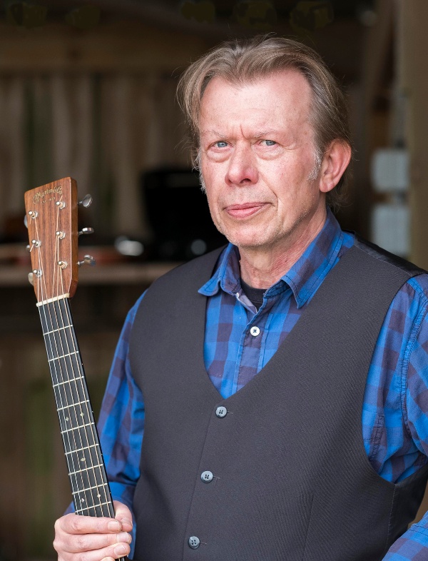 Richard Plank - UKCountryRadio.com