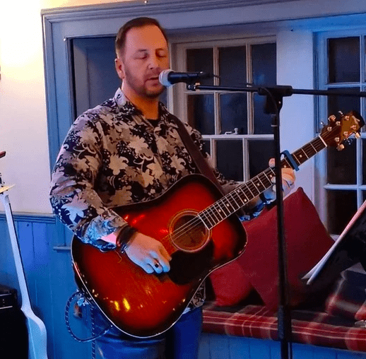 Stuart Rolfe and the Daylight Stealers – UKCountryRadio.com