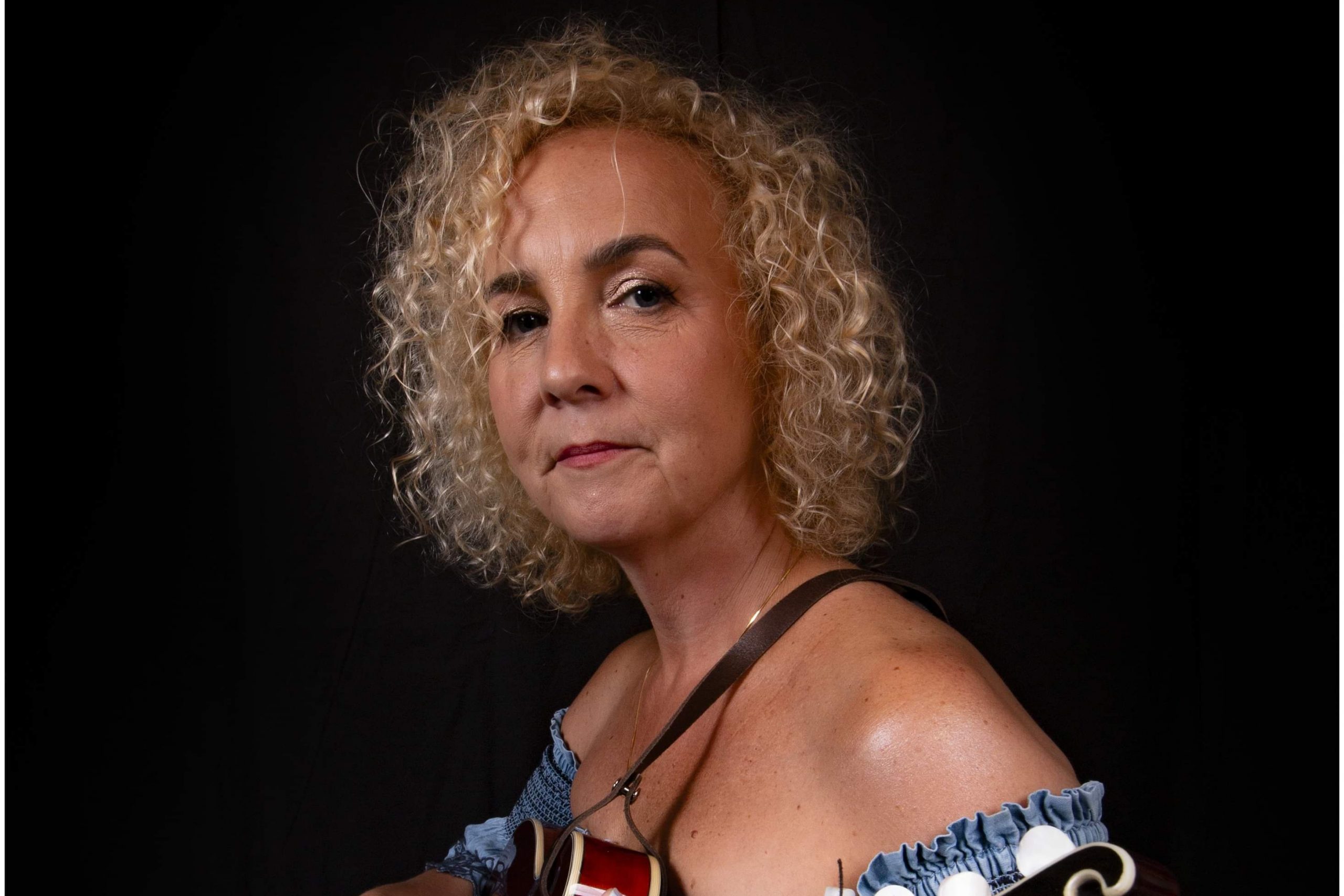 Rebecca Richards - UKCountryRadio.com